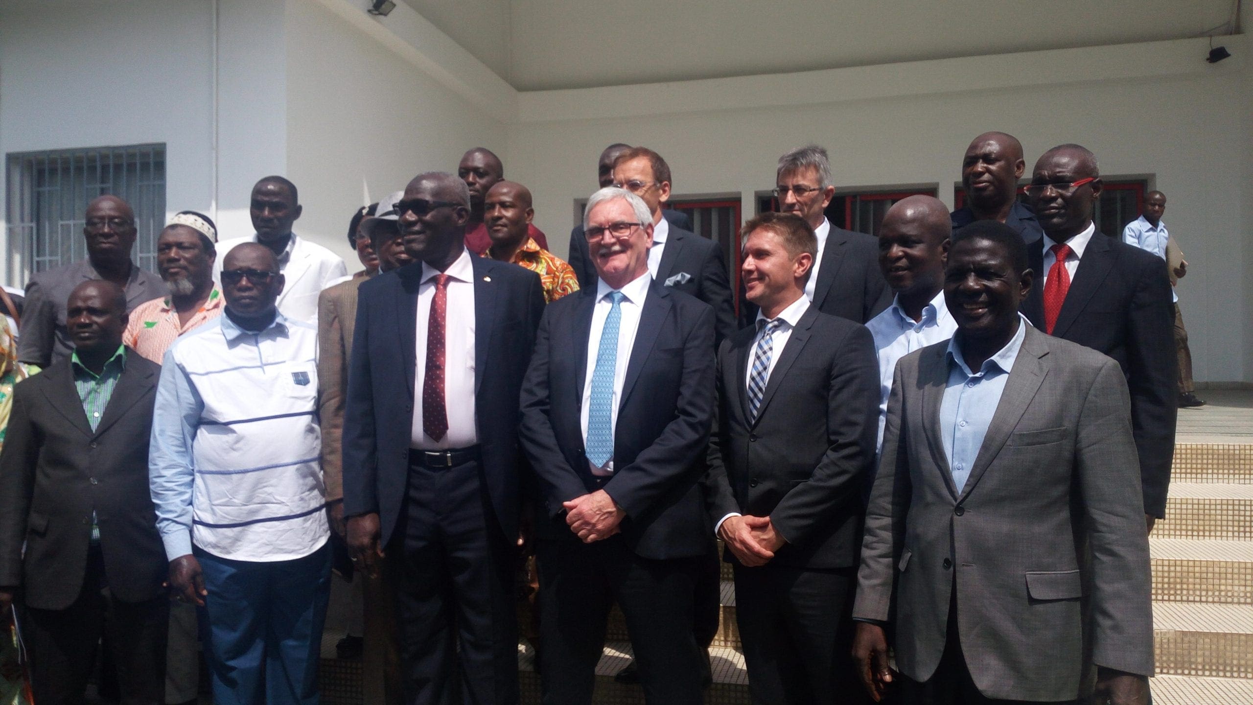 Alan Auld solutions, entreprise anglo-canadienne annonce de gros ...